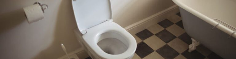 10 Signs Your Toilet Is Blocked & What To Do | JDF Plumbing & Drainage